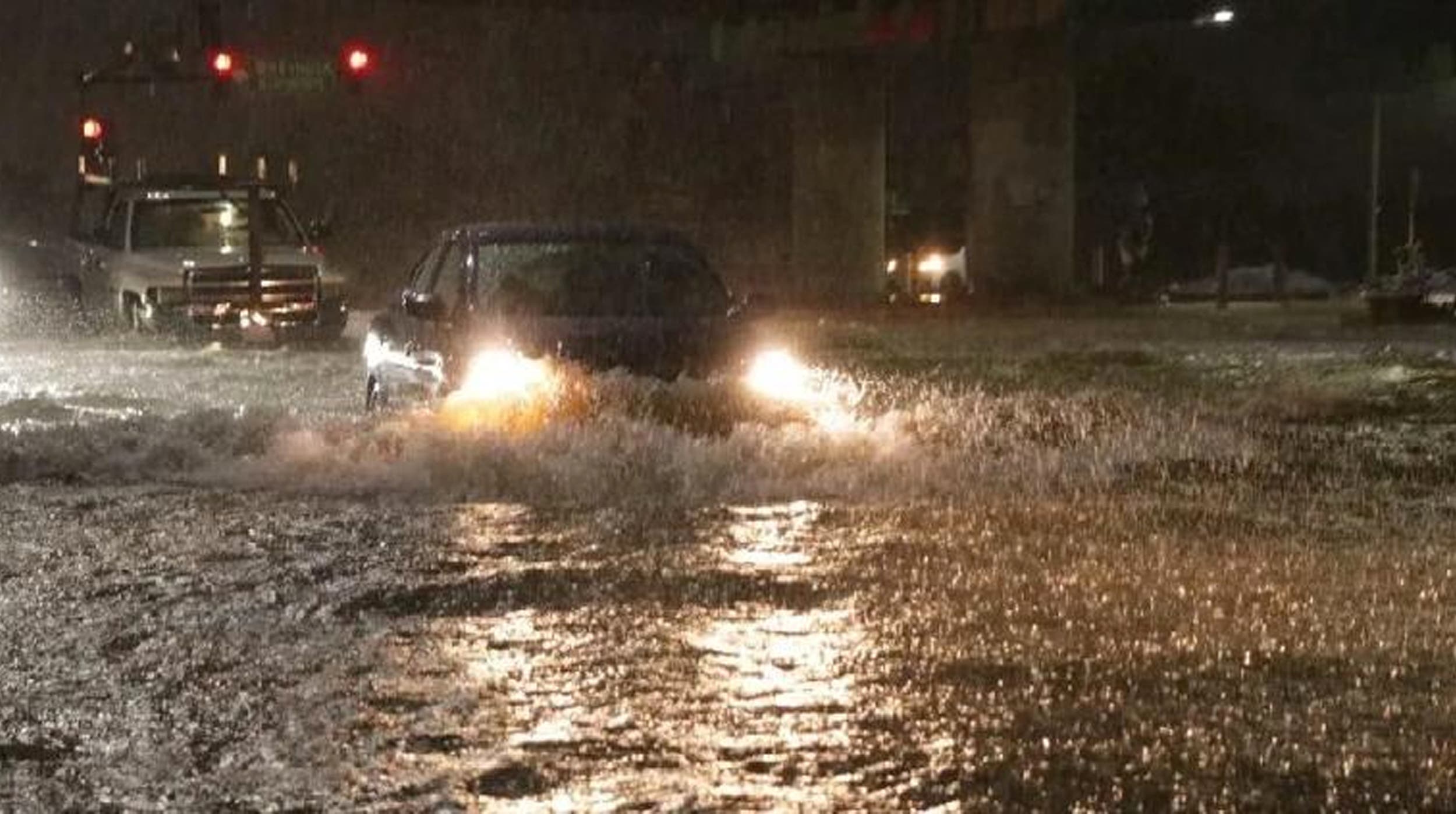 Registran intensas lluvias en Nuevo León