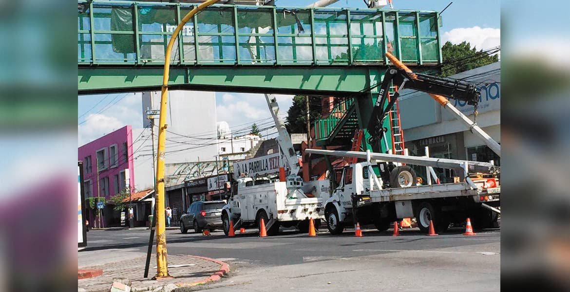 Cambia CFE poste en Tizoc | Diario de Morelos