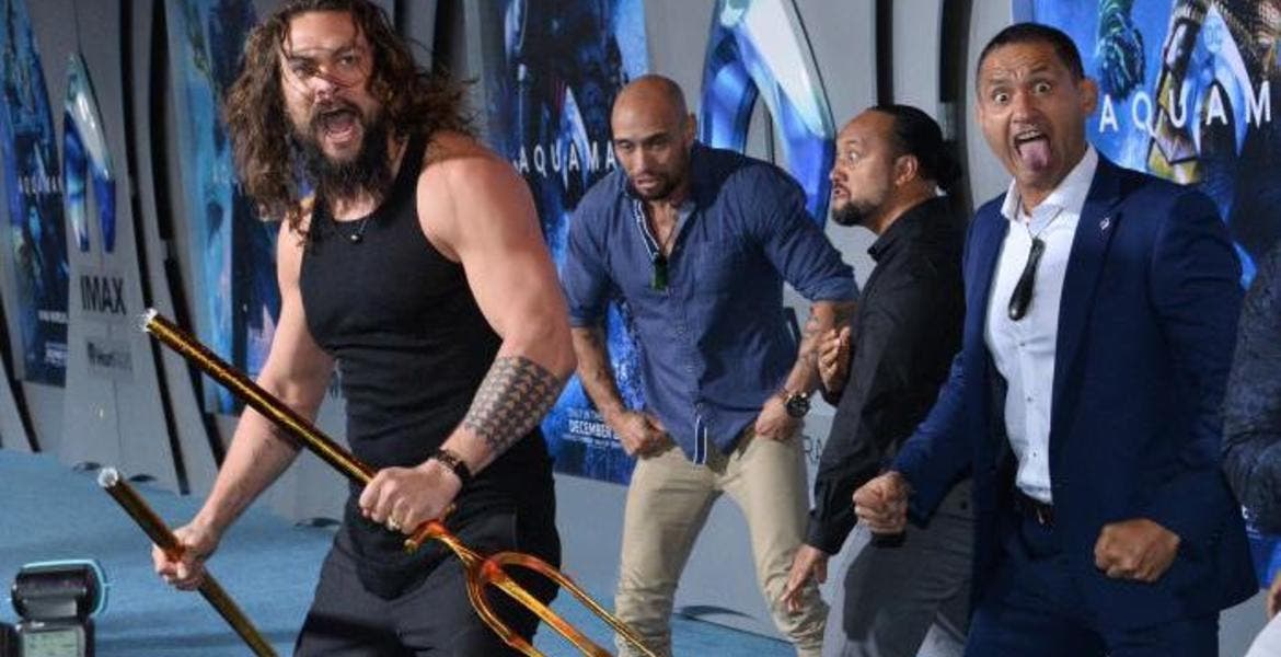 Jason Momoa danza la Haka en pleno estreno de 'Aquaman' | Noticias ...