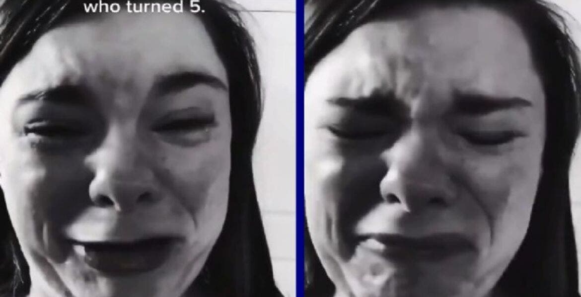 Mamá llora porque solo un niño llegó a la fiesta de su hijo con ...