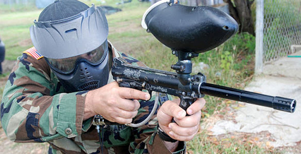 Por disparar con arma de gotcha, menor es atacado con disparos reales ...