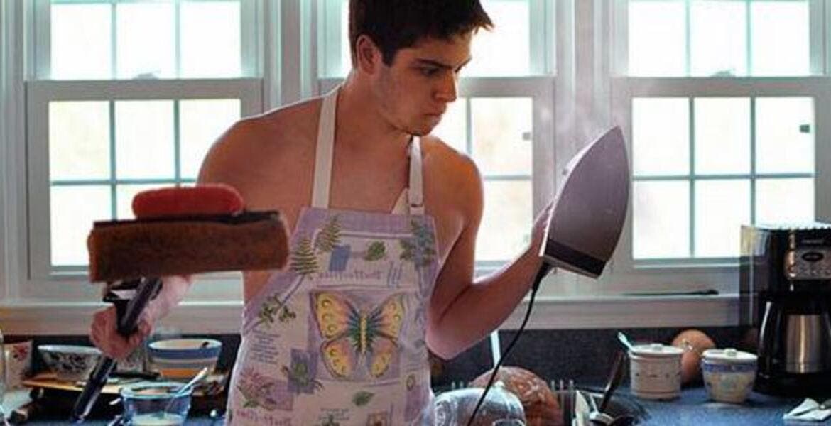 Si eres "mandilón" eso podría ayudar a tu salud, aquí te decimos por ...