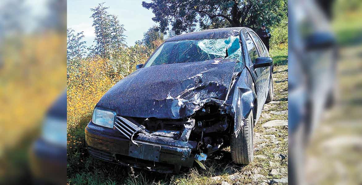 Abandonan auto chocado en Totolapan | Diario de Morelos