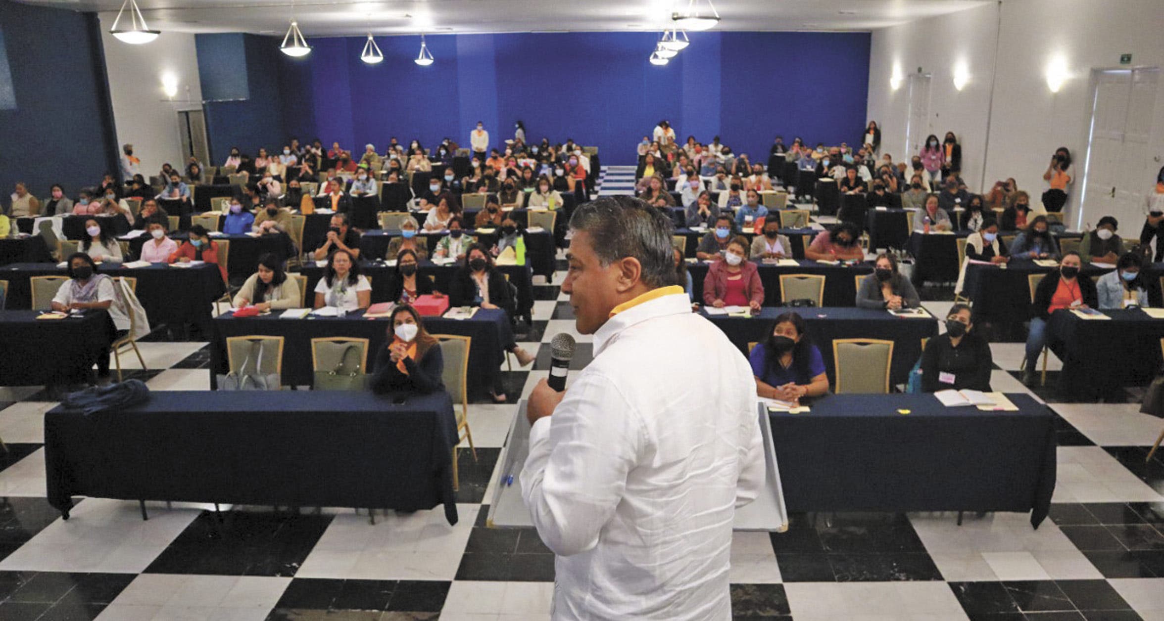 Capacita IEBEM sobre nuevo plan educativo | Noticias | Diario de Morelos