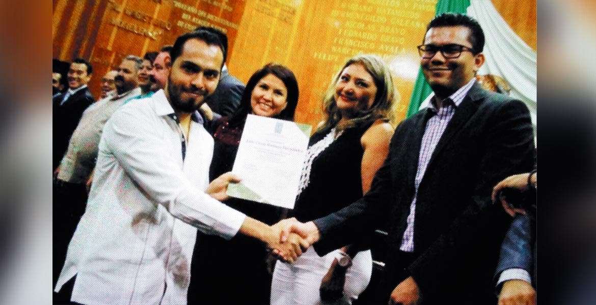 Reconocen mérito periodístico | Diario de Morelos - Noticias