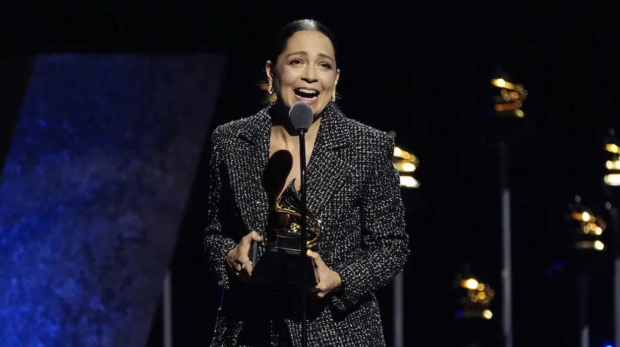Natalia Lafourcade Gana Grammy al mejor álbum De Rock Latino O ...