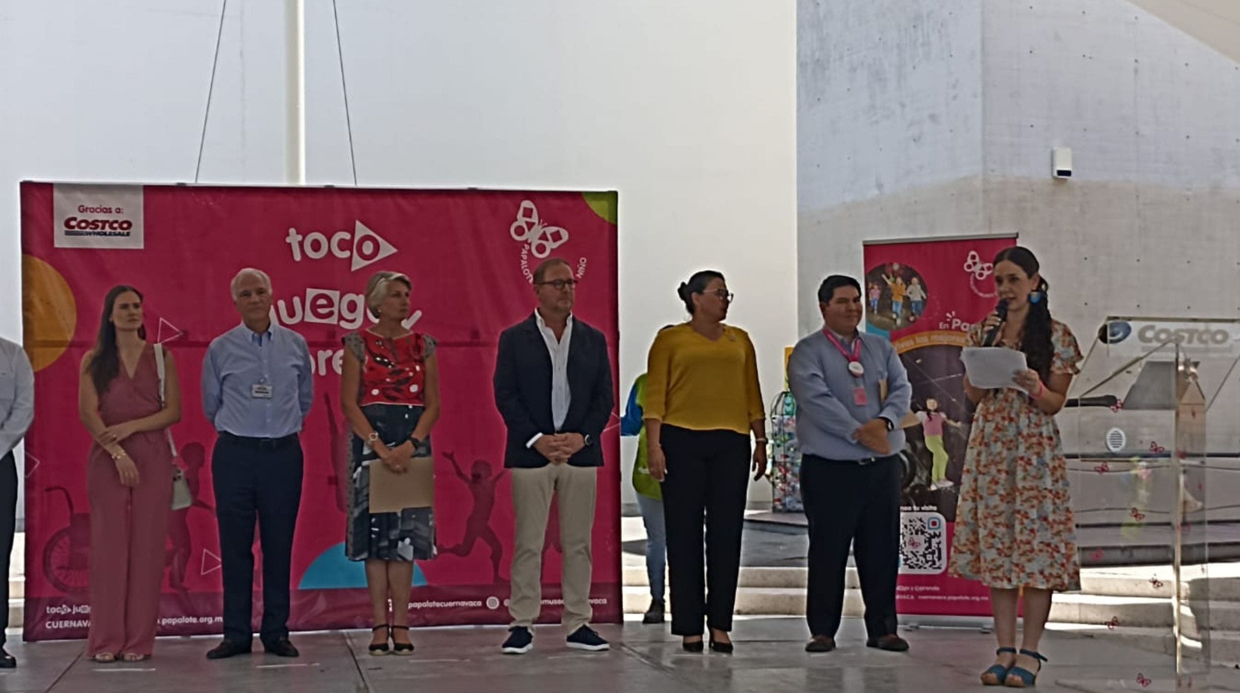 Ven y disfruta "Entre Ladridos y Maullidos: ¡Una vida en familia”, la ...