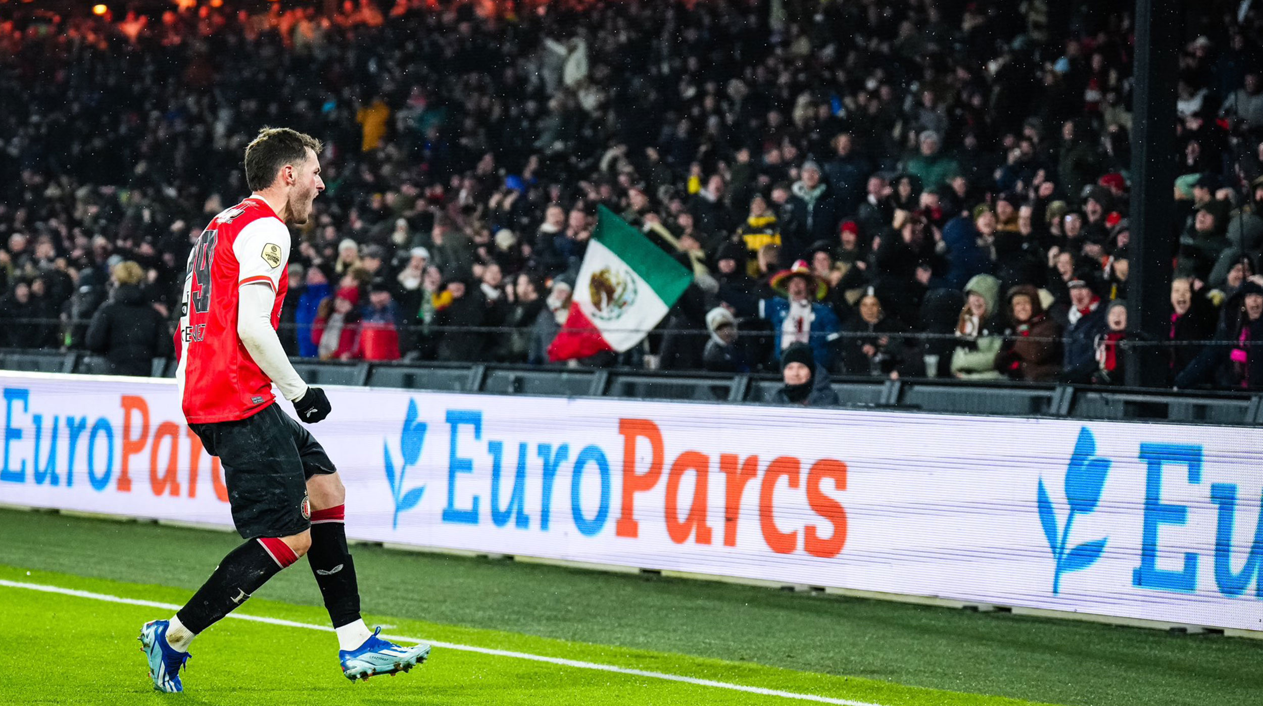 Santi quedará inmortalizado en su paso por el Feyenoord | Noticias ...