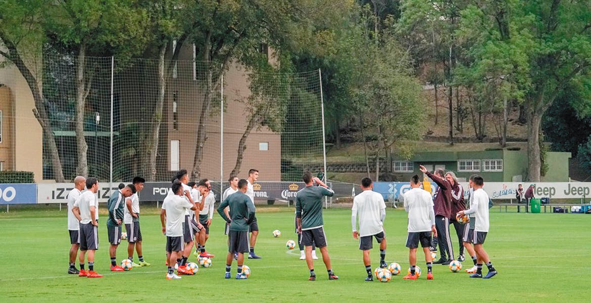 Selección Mexicana entrena completa, previo a romper filas este día ...