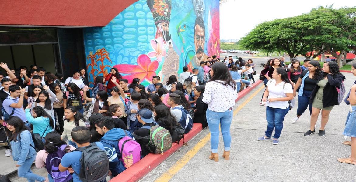 Cumple hoy 18 años UTEZ; ha graduado a 34 generaciones | Noticias ...