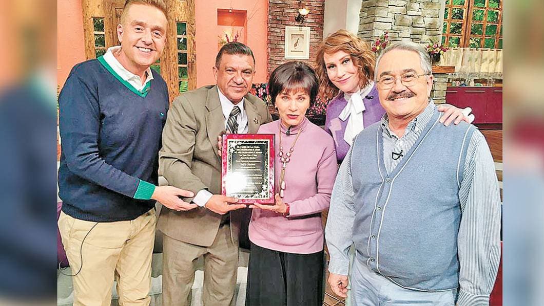 Desde el otro lado del Río Bravo: Presentes en TV Azteca | Diario de ...