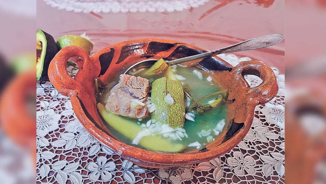 El caldo de res, de las delicias de Tetela del Volcán | Noticias ...