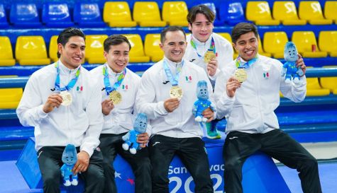 ¡BRILLAN AZTECAS!